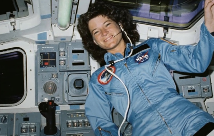 Θρυλική γυναίκα: Sally Ride, η πρώτη αμερικανίδα στο διάστημα – Idol Man